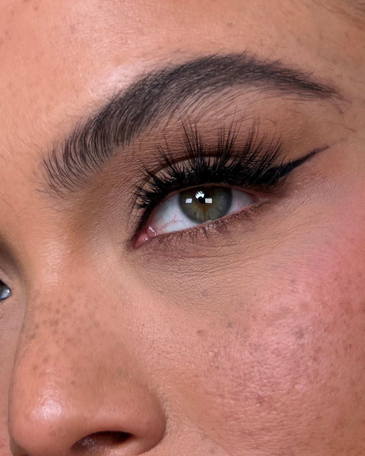 Moon Beams – Rokael Beauty